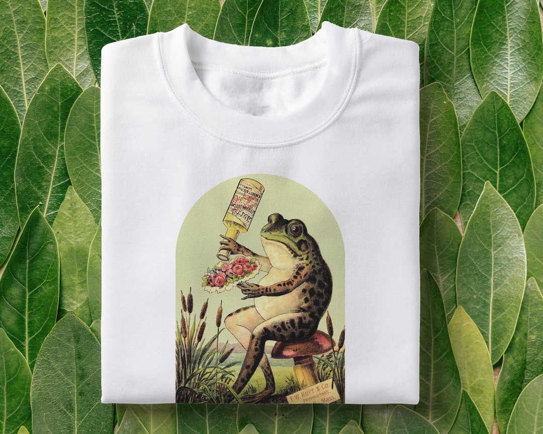 Vintage Frog T-shirt | Drinking Frog Tee, Cottagecore Tee, Cottage Core ...