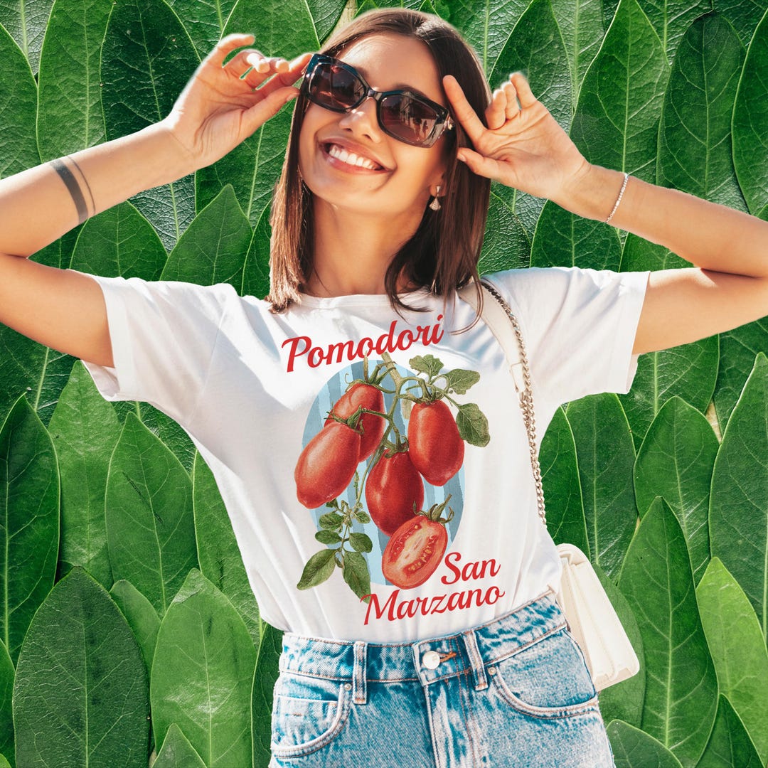 Tomato Girl Summer T-shirt, Pomodoro Shirt, Il Mercato T-shirt, Trendy ...