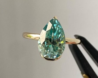 Half Bezel Pear Ring - Etsy