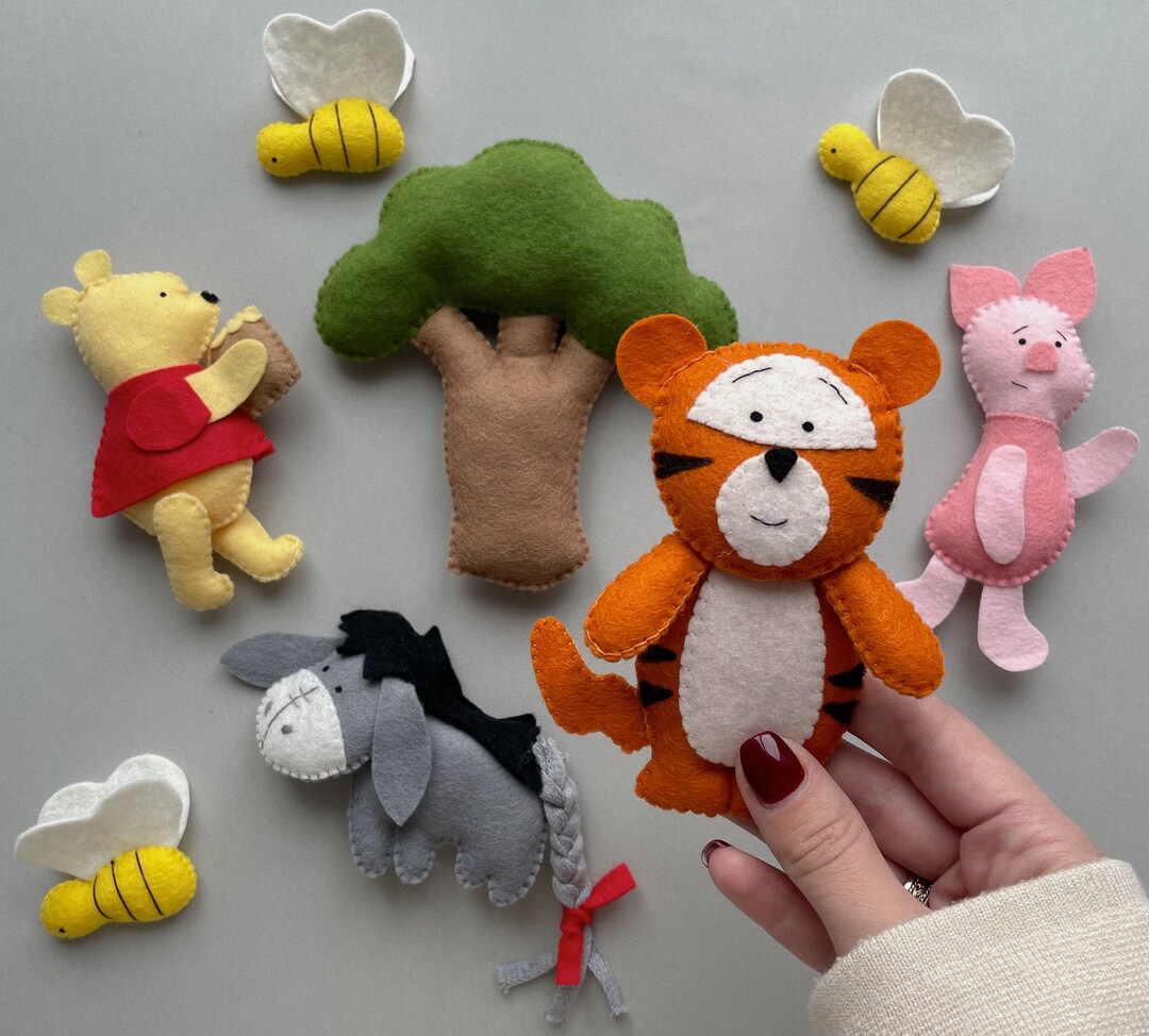 Winnie the Pooh Felt Pattern, Set of 5 PDF Plushie Pattern, Pooh Bear ...