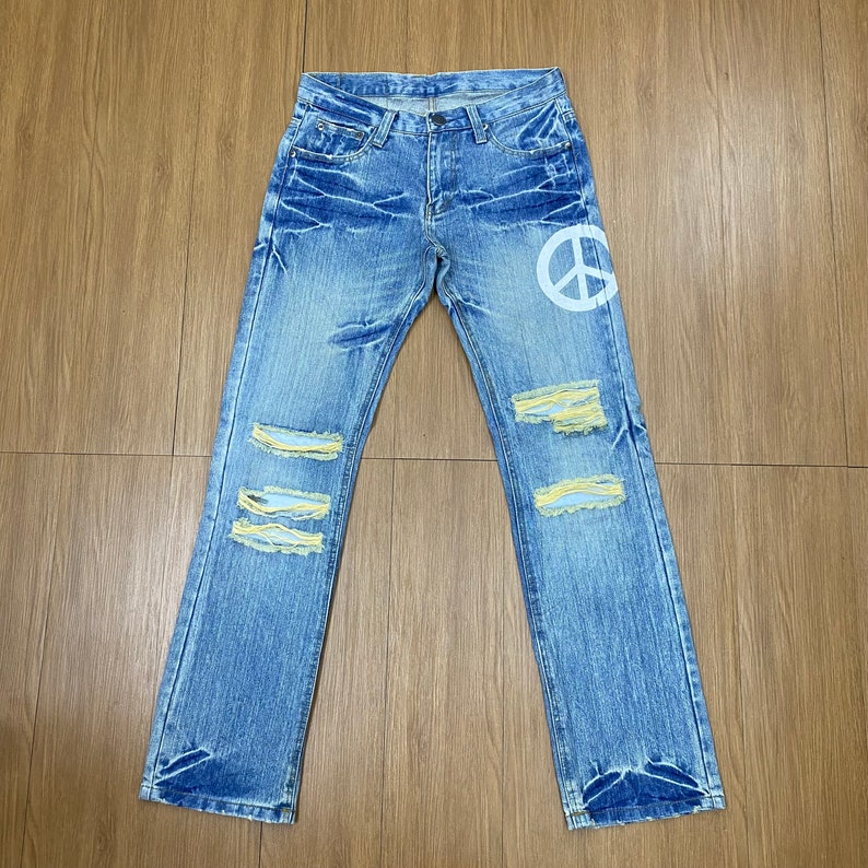 31 X 32 Peace Painted Jeans Distress Jeans Light Wash Distress High ...