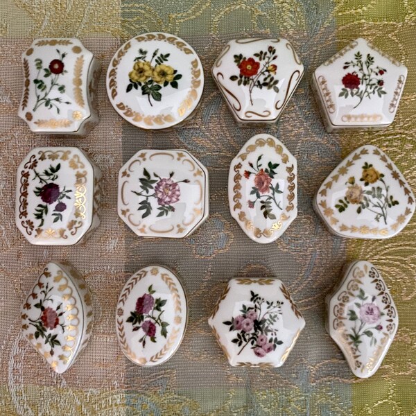 Tiny Trinket Box - Etsy