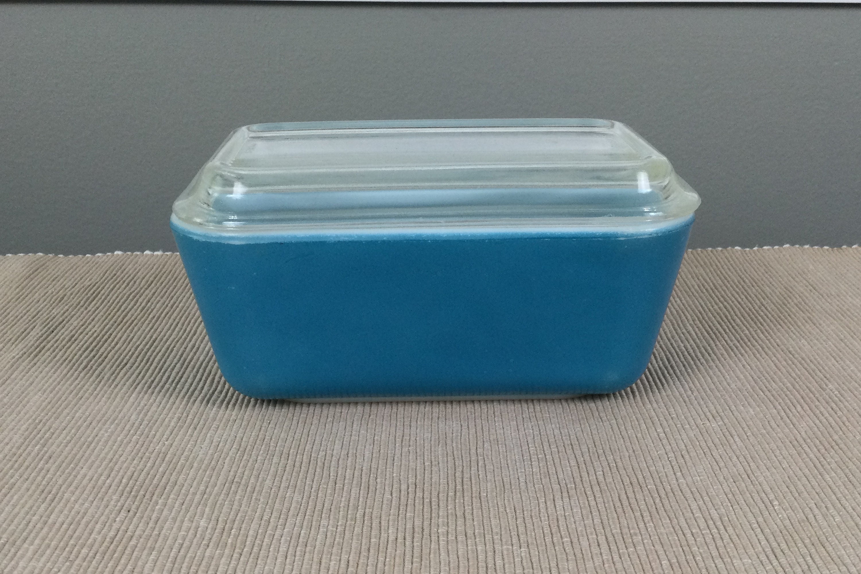 Vintage Pyrex Homestead Refrigerator Dish With Lid 501-B Blue Design On ...