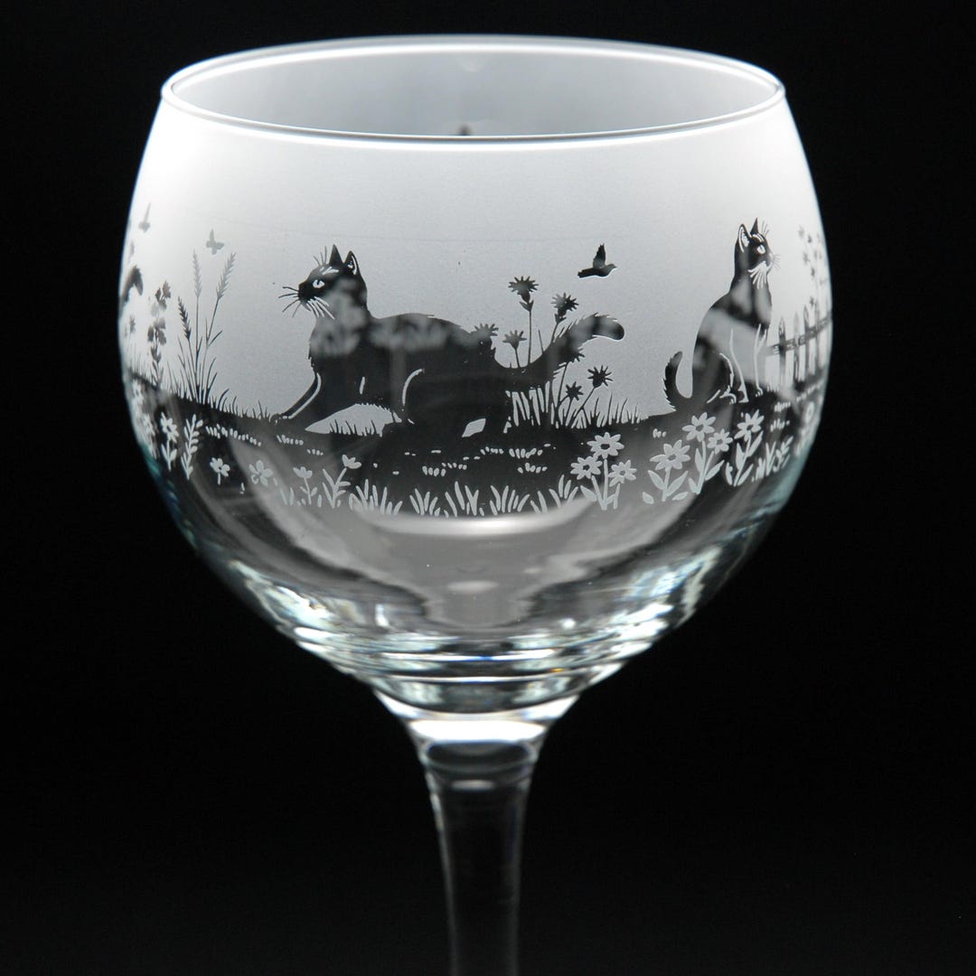 Playful Cats Gin Cocktail Glass | Etched Engraved Glassware | Cats Home ...