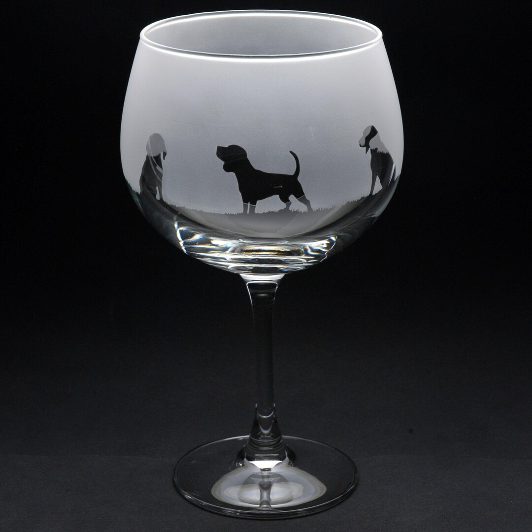 Beagle Dog Gin Cocktail Glass | Etched Engraved Glassware | Beagle Dog ...