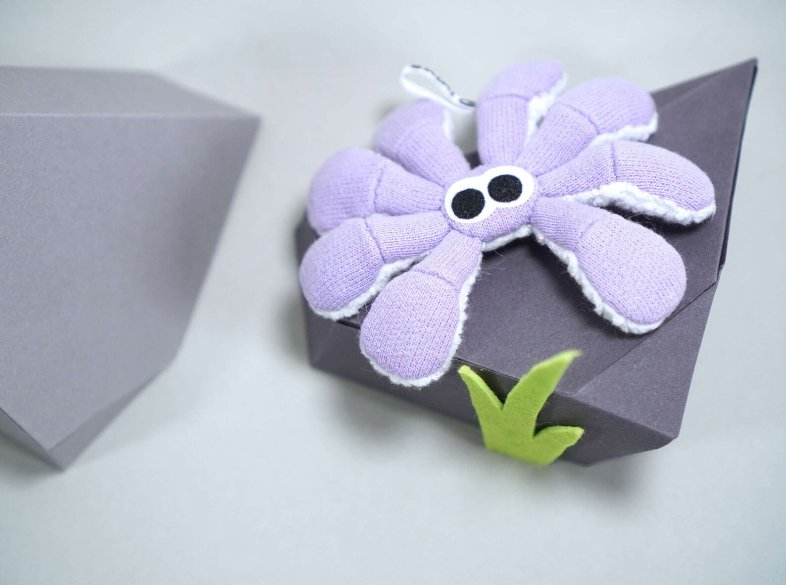 Magnetic Spider Sewing Pattern PDF Download - Etsy