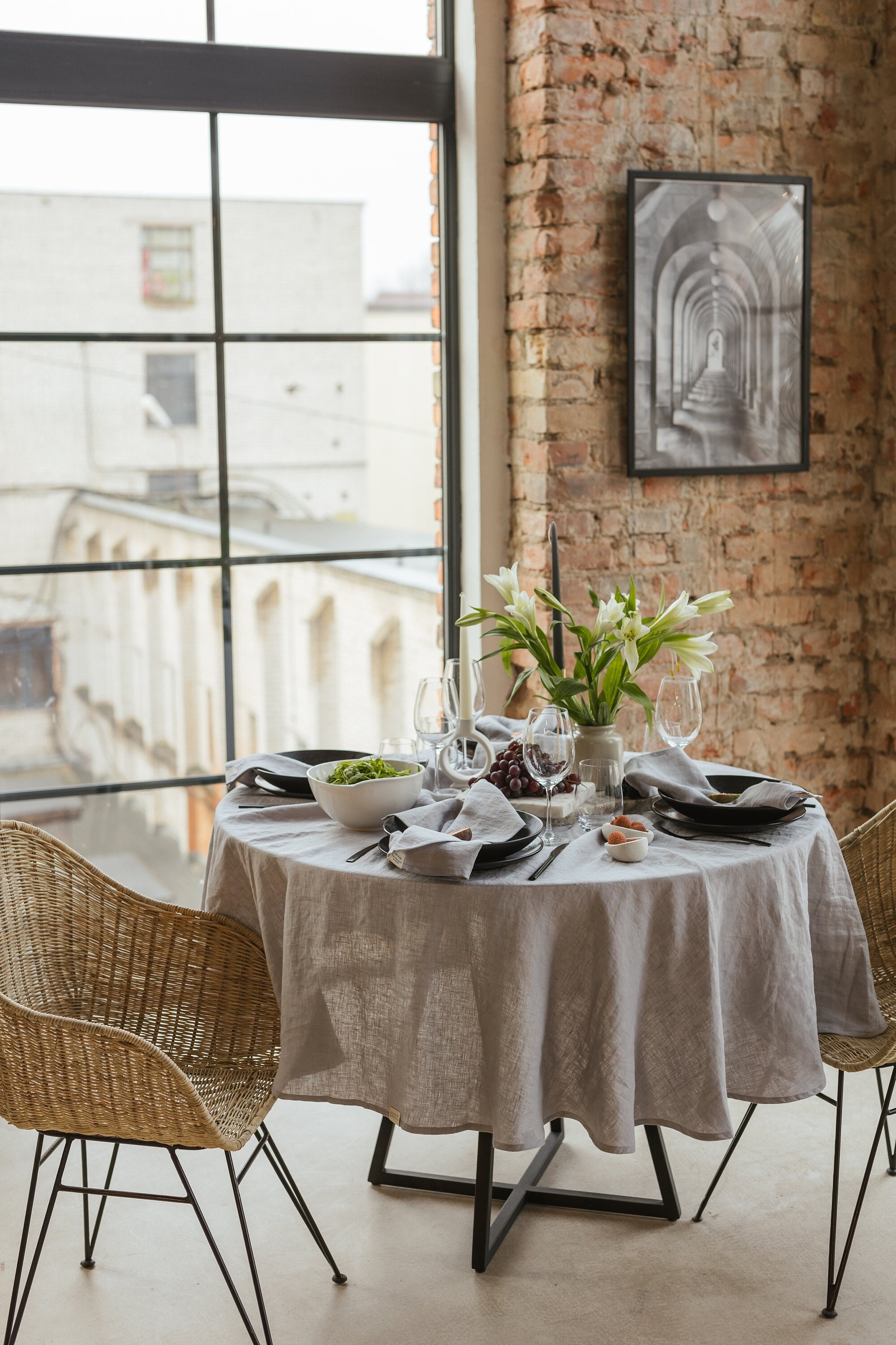 Dining table linens store