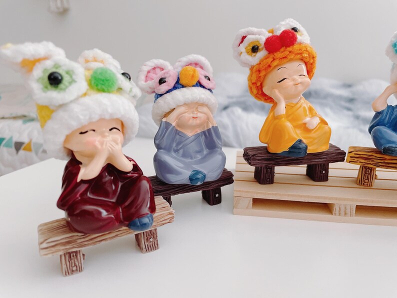 Little Monk Statue, Lion Dance Head Little Monk, Loom Knitted Lion Hat ...