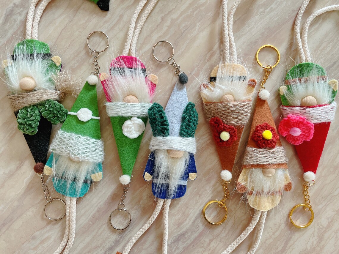 Gnome Keychain, Gnome Keyring, Adorable Gnome Christmas Ornament, Gnome ...