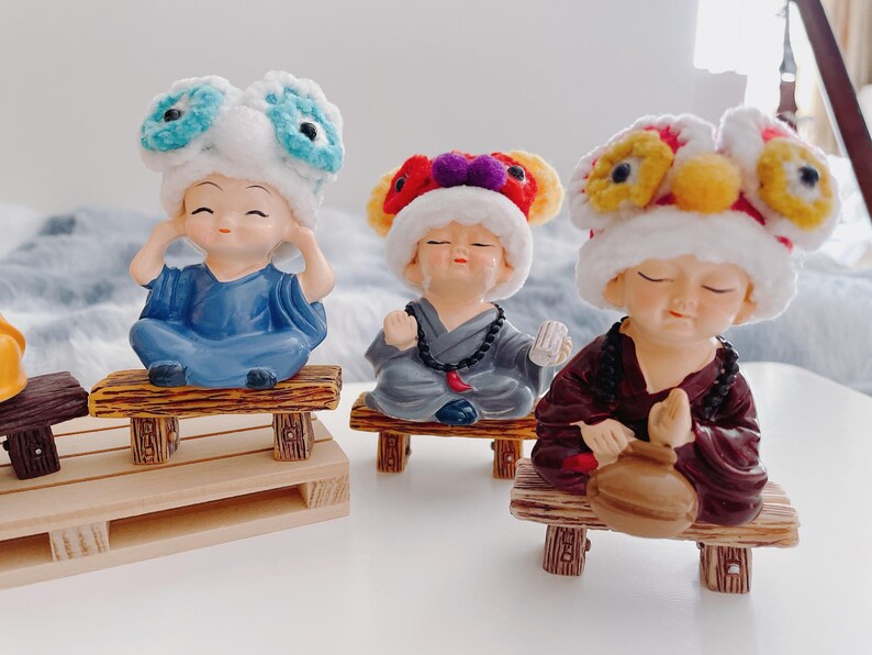 Little Monk Statue, Lion Dance Head Little Monk, Loom Knitted Lion Hat ...