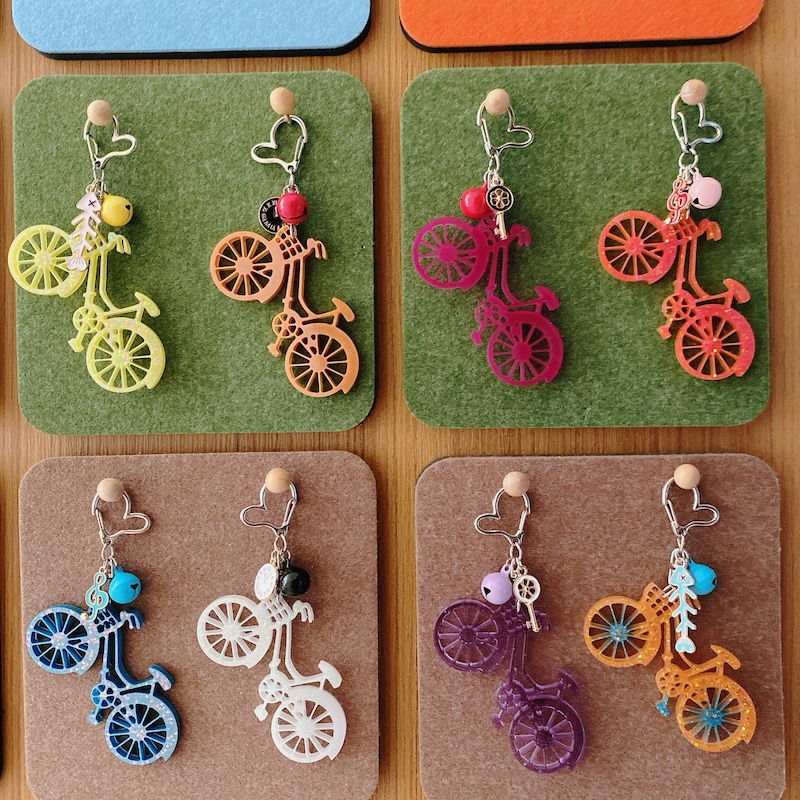 Bicycle Keychain - Etsy