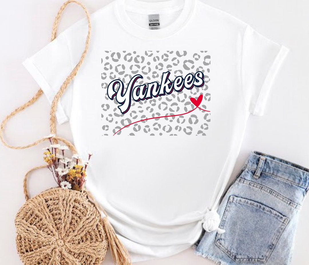 New York Yankees MLB Baseball Leopard Print Heart Unisex Softstyle T ...