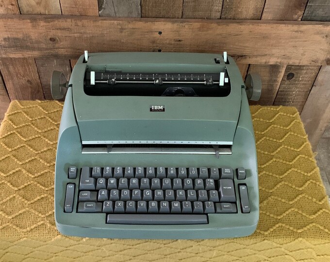 Vintage Early 1960s IBM Selectric Model 71 Typewriter-antique ...