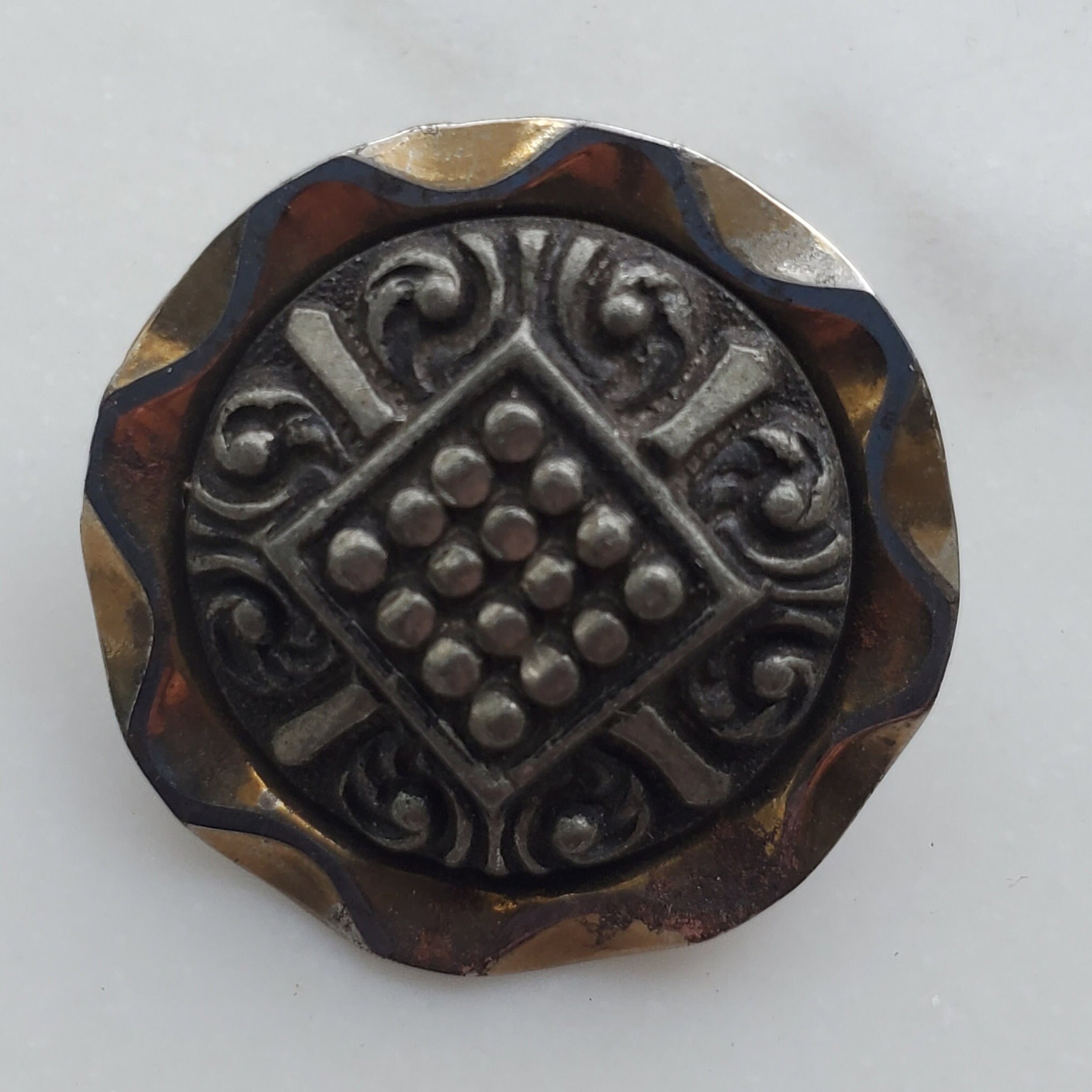 Antique Buttons Lot of 5 Victorian Buttons 19th Century Buttons ...