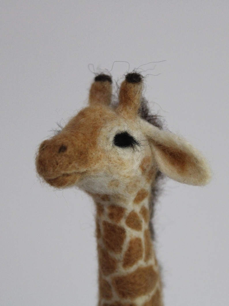 PDF Tutorial: Giraffe | Needle Felt Pattern | Giraffe Needle Felt ...