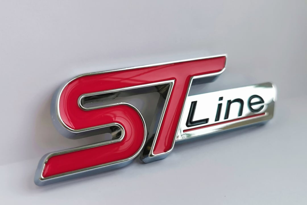 Red ST Line Silver Gloss Boot Badge Ford Focus Fiesta Puma Kuga ...
