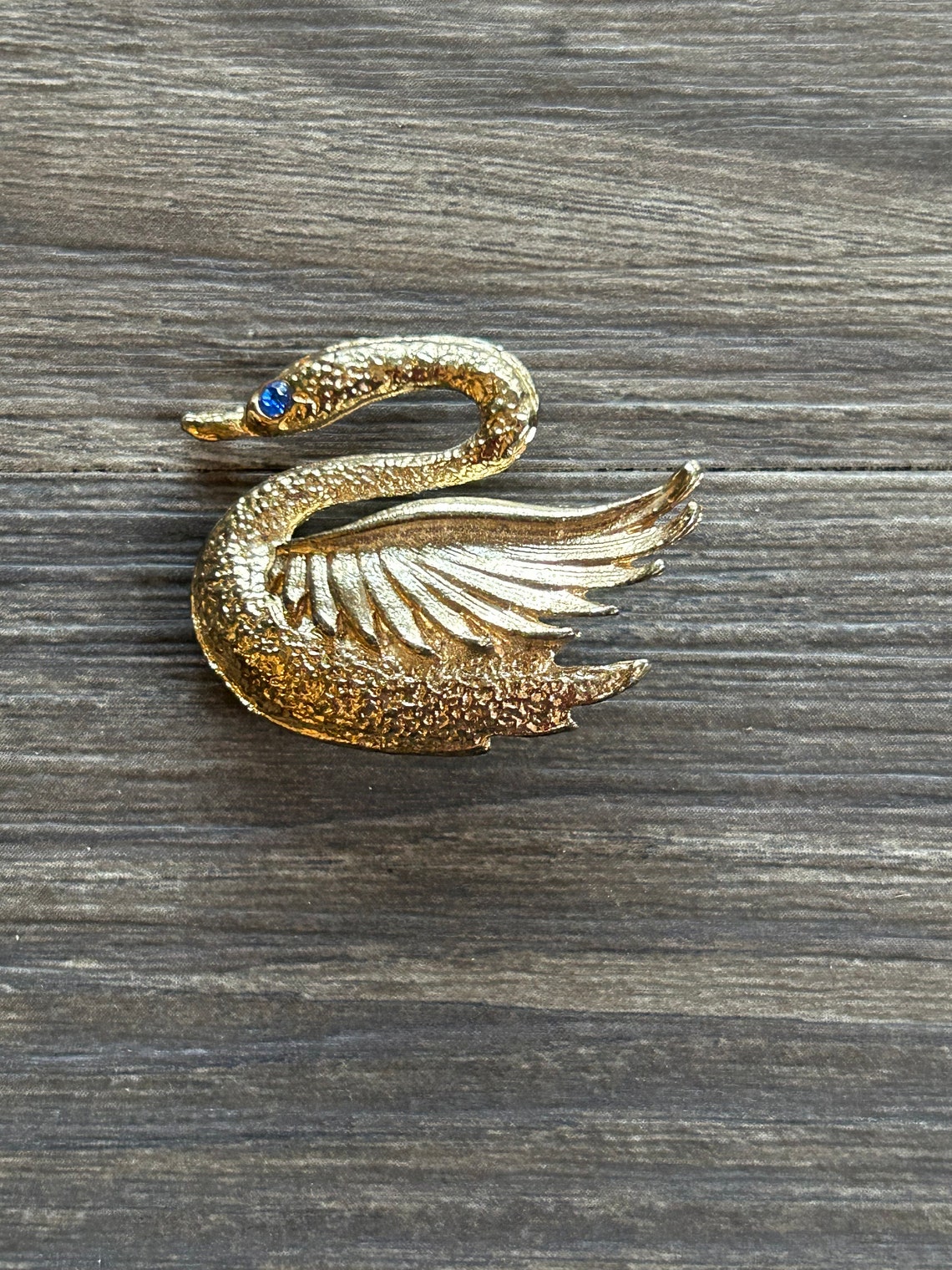 1960's Vintage Swan Jewel Eye Gold Tone Brooch Pin by Gerry’s - Etsy