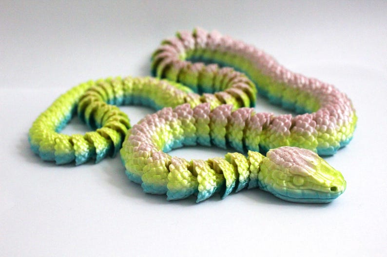 3D Printed Articulated Snake | Flexible Fidget Toy | Realistic Moving ...