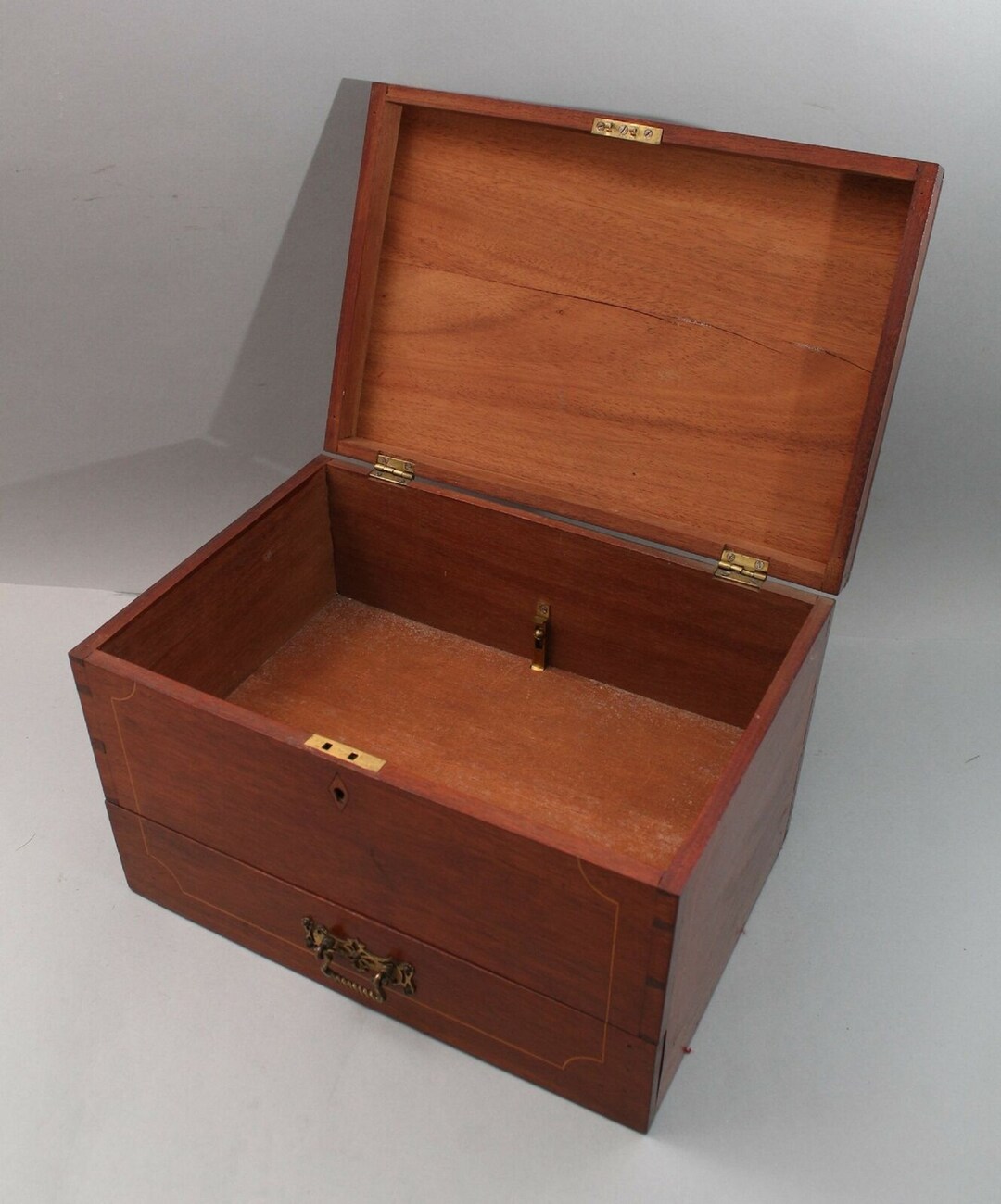 Antique 19thc Inlaid Solid Dovetailed Figured Mahogany Gentlemans Chest ...