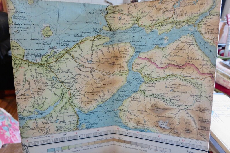 Mapas contorneados de 'media pulgada' revisados de Bartholomew de la ...