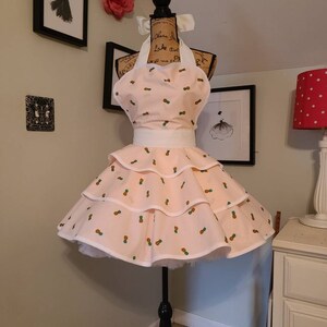 Pretty Pineapples Retro Style Hostess Apron - Etsy