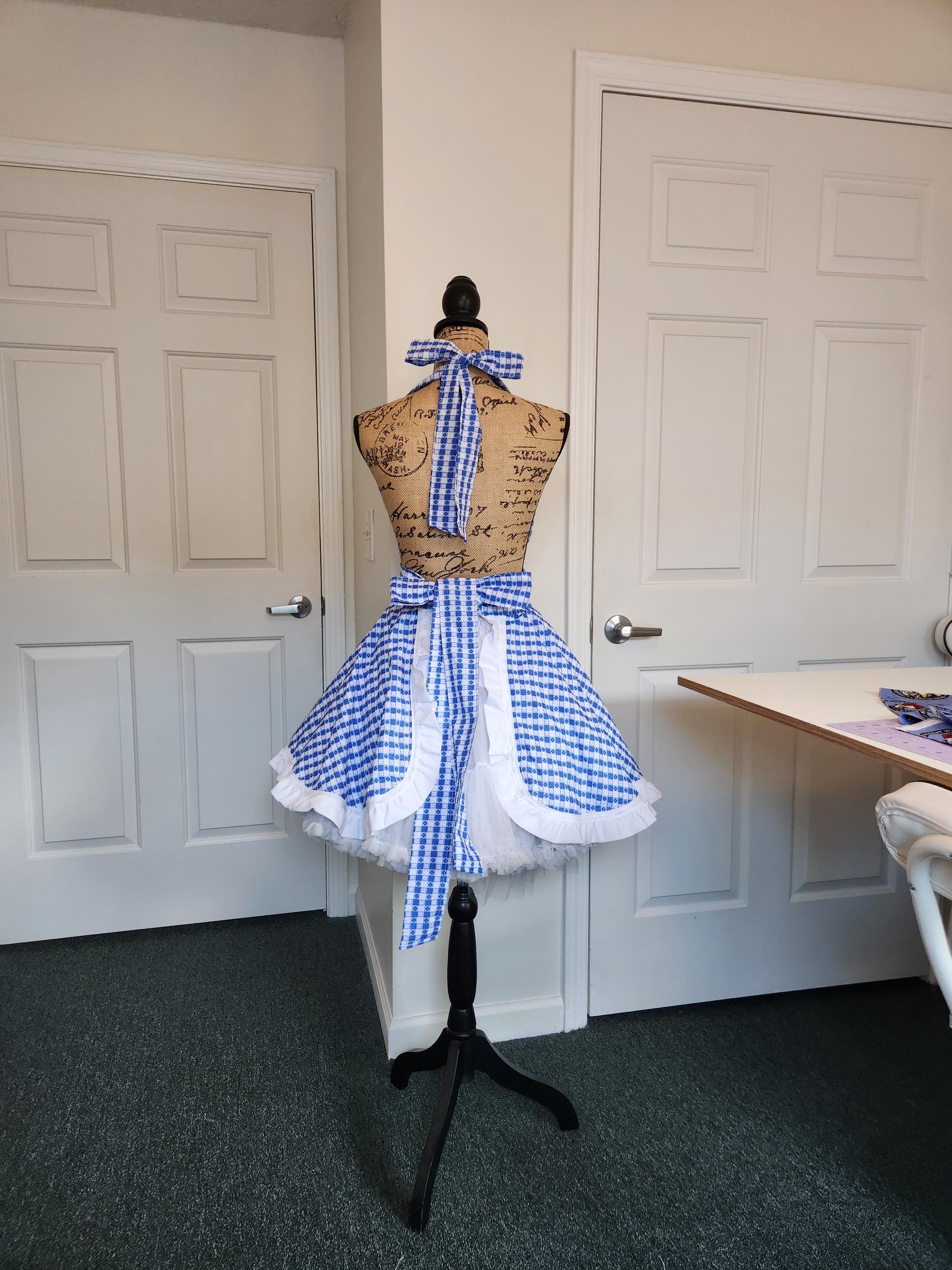 Dorothy Cosplay Apron With Ruby Red Glass Buttons. - Etsy