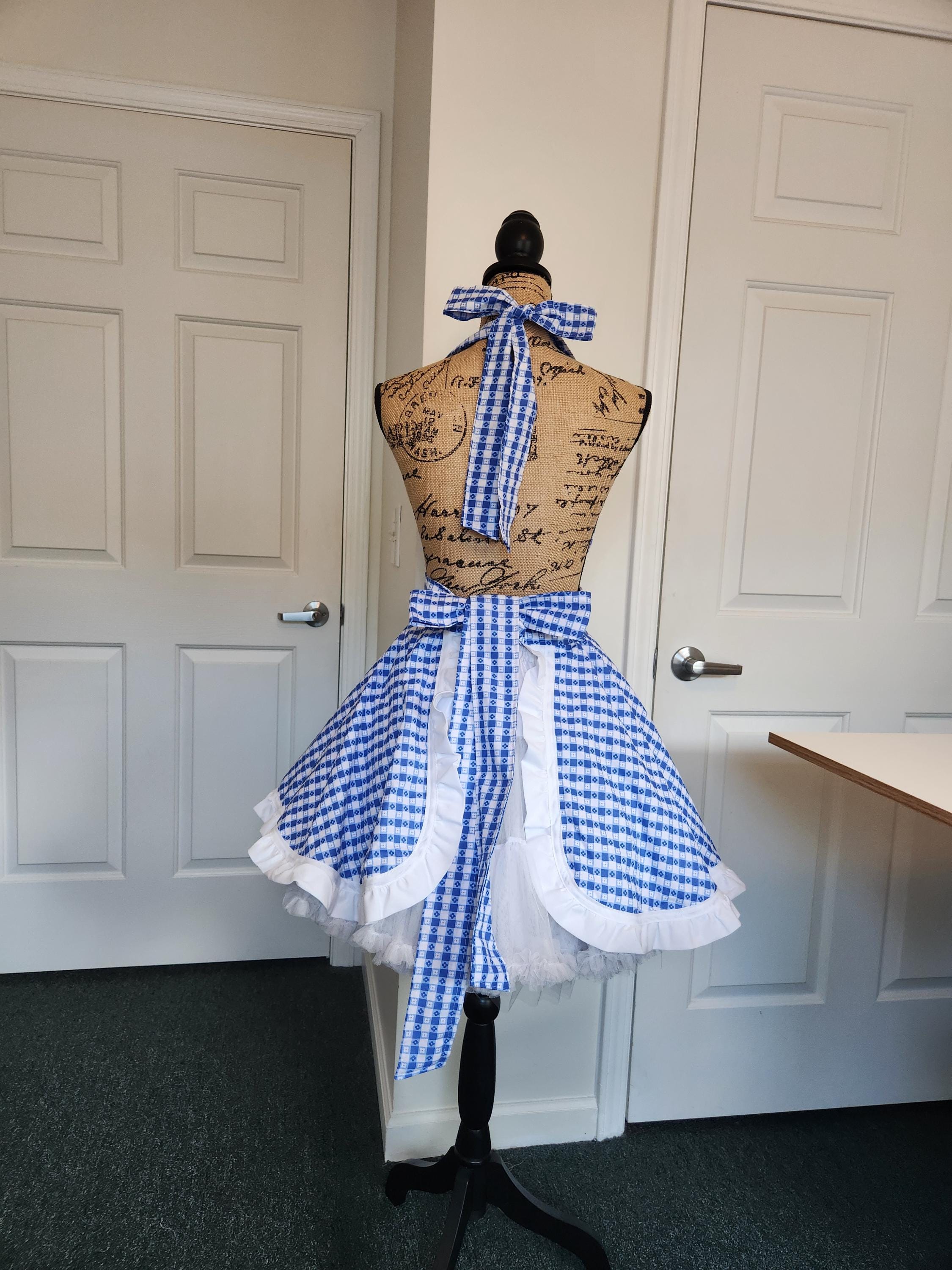 Dorothy Cosplay Apron With Ruby Red Glass Buttons. - Etsy