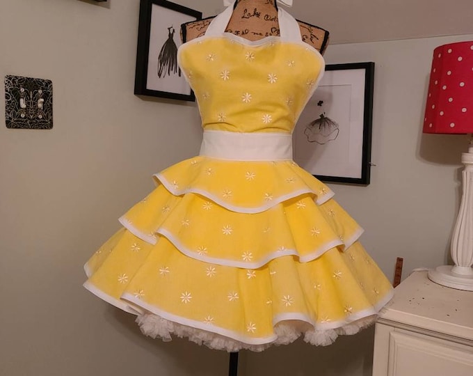Yellow Retro Style Hostess Apron With Embroidered Daises - Etsy
