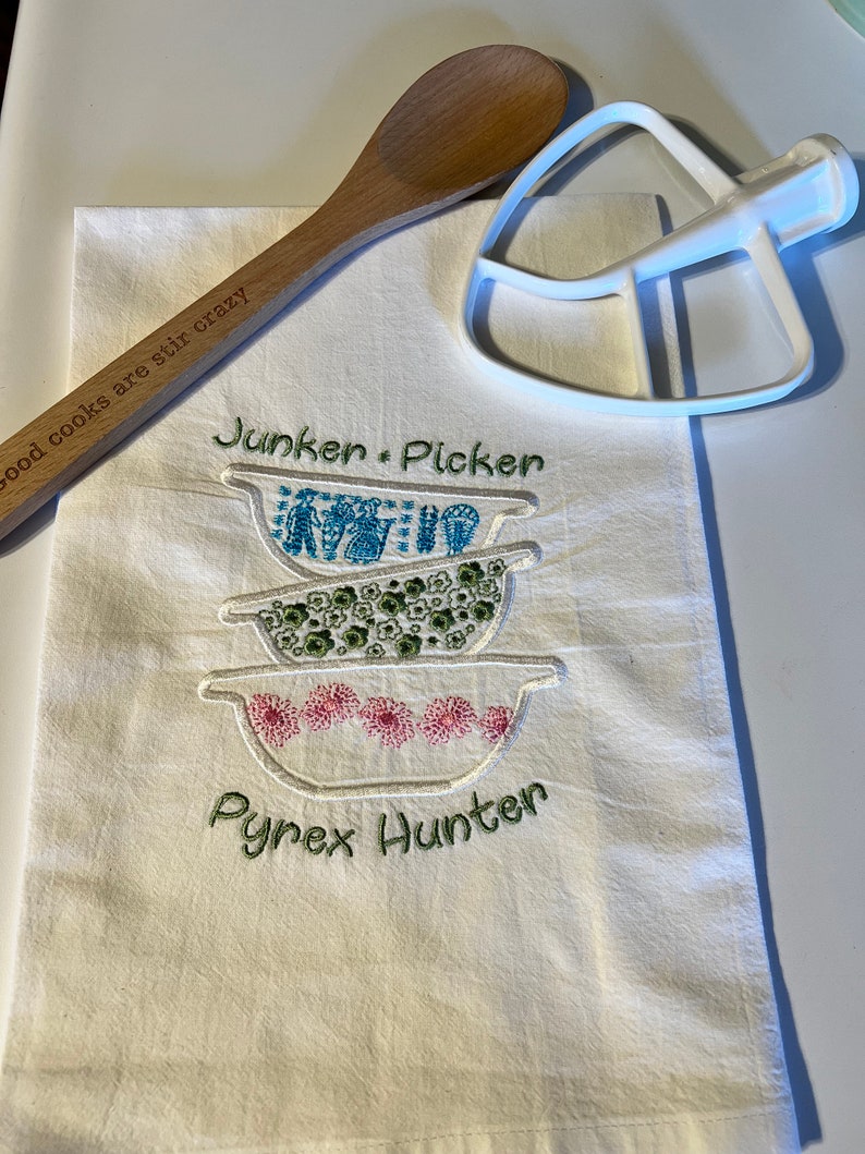 Vintage Pyrex Embroidered on a Towel, Pyrex Collector, Pyrex Dish Towel ...