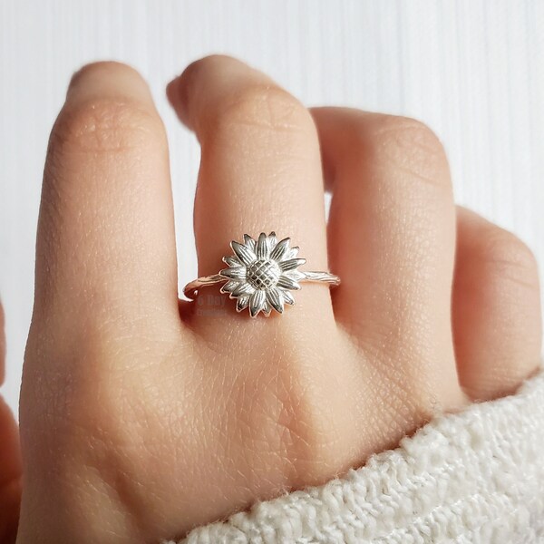 Sunflower Ring - Etsy
