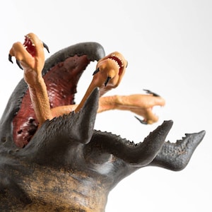 Graboid From Tremors Statue FANMADE Creature 3d Printed Bust Figure ...