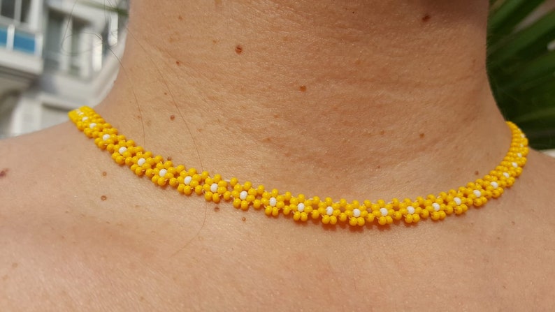 Daisy Flower Seed Bead Necklace Summer Collection Shinny Colorful