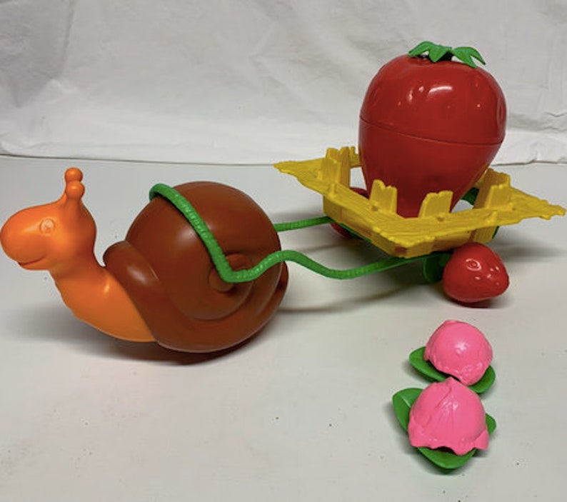 Kenner Strawberry Shortcake Snail Cart Vintage 1980 - Etsy