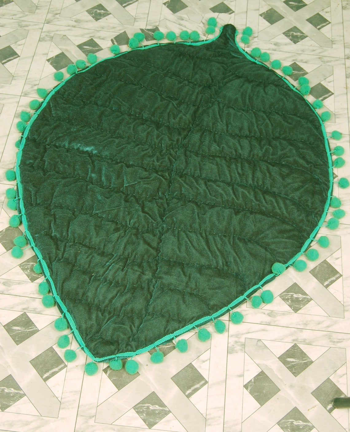 Emerald Green Pom Pom Play Leaf Kids Rug Leaf Play Mat - Etsy