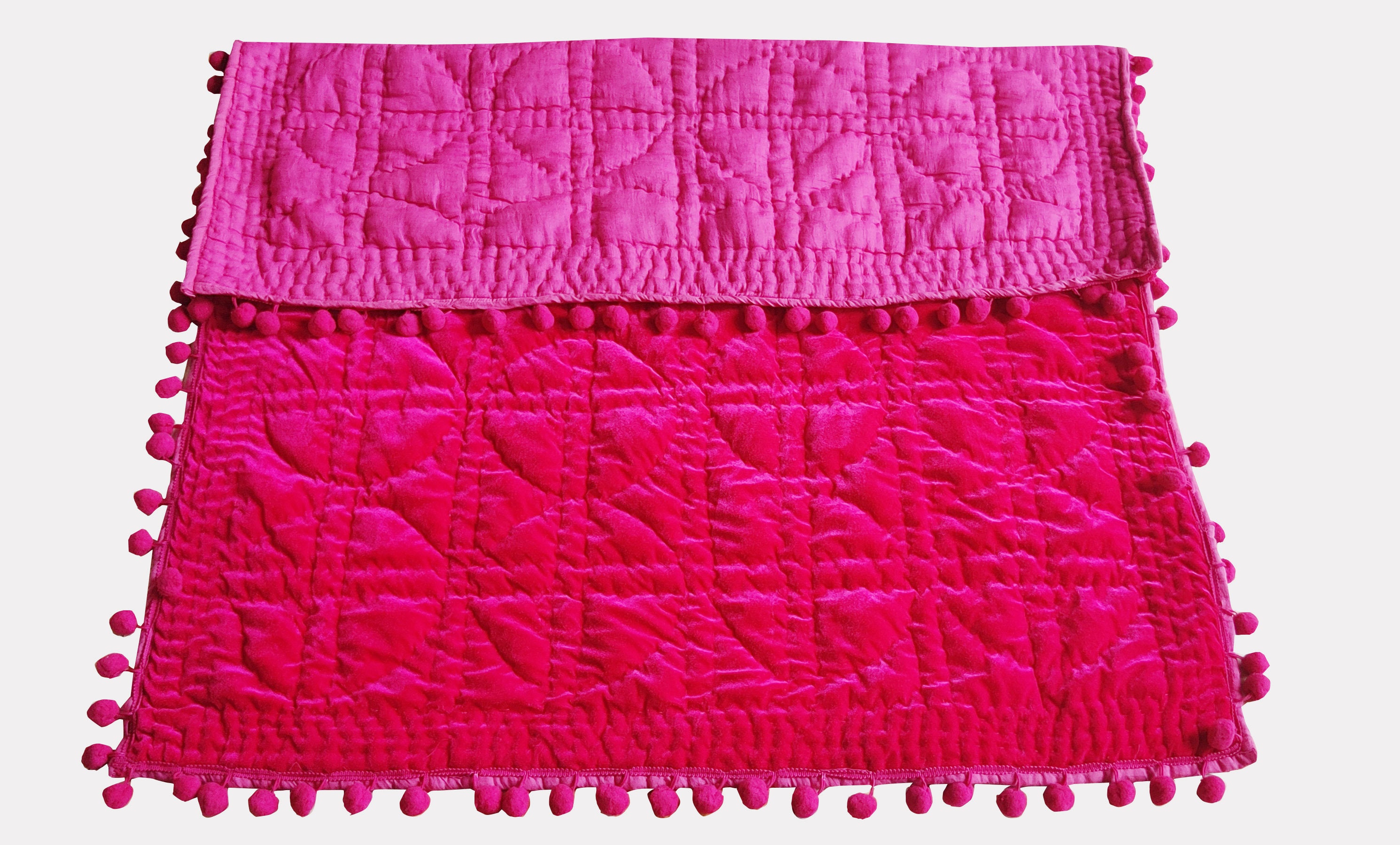 Fuchsia Velvet Pompom Quilt Fuchsia Velvet Quilt Fuchsia - Etsy