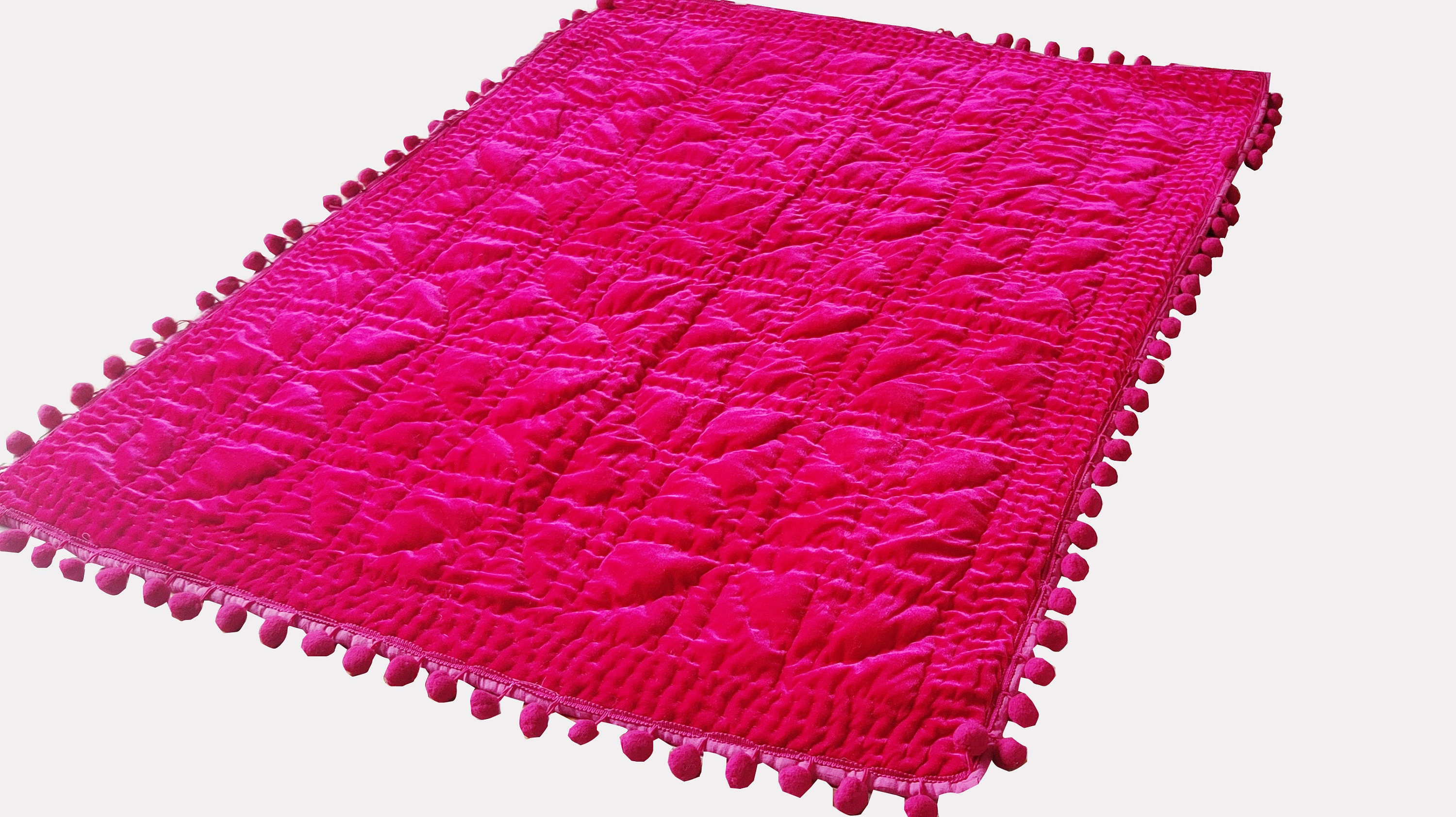 Fuchsia Velvet Pompom Quilt Fuchsia Velvet Quilt Fuchsia - Etsy