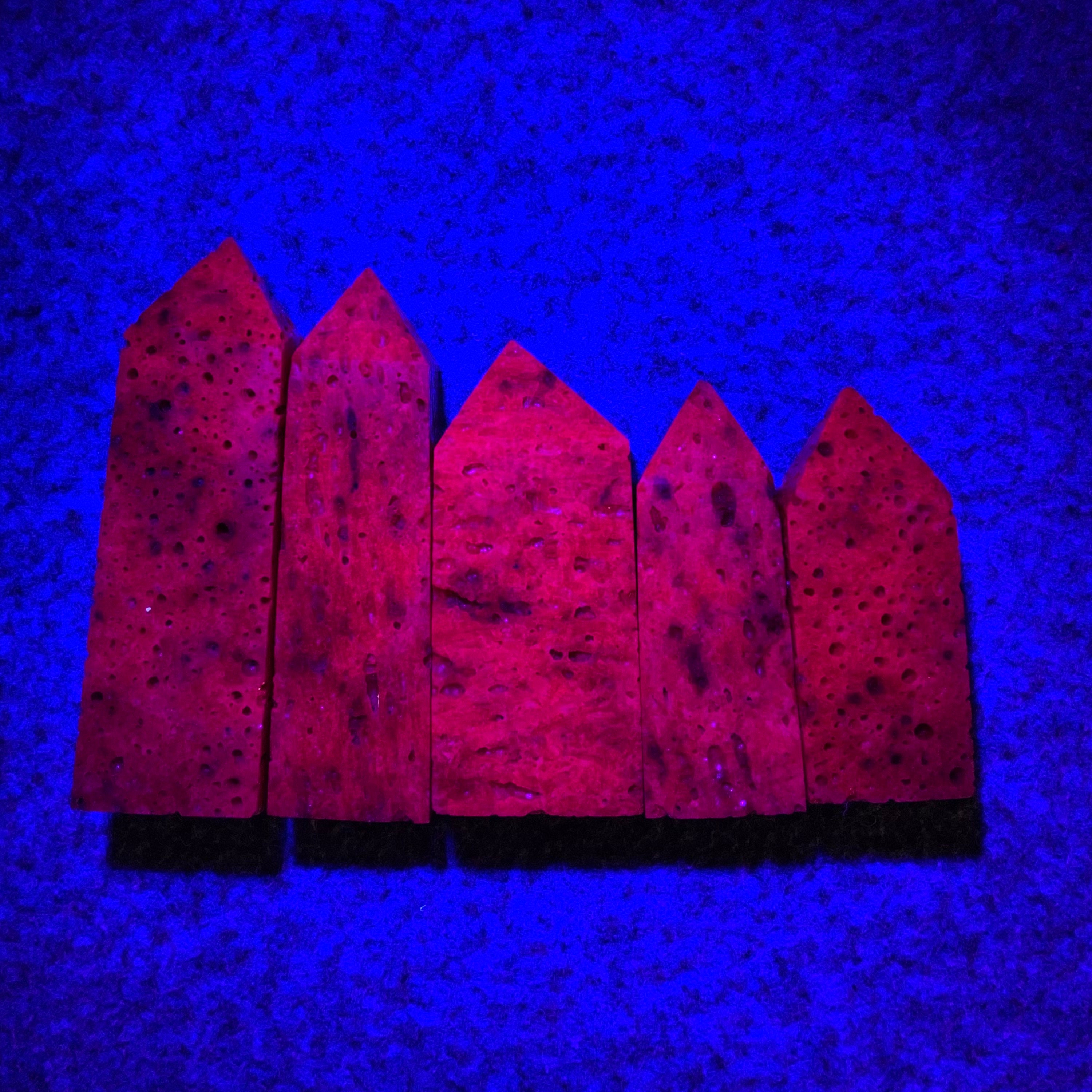 PRETTY Stunning Honeycomb Ruby Tower / UV Reactive / Metaphysical ...