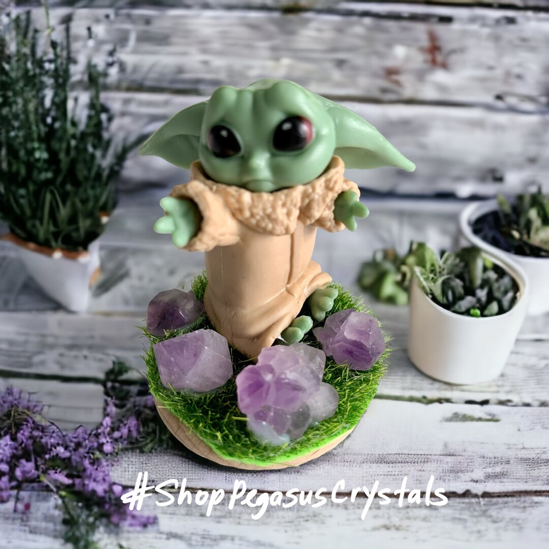 BABY YODA Grogu Figurine Sad Face / With Amethyst / Mandalorian Star ...