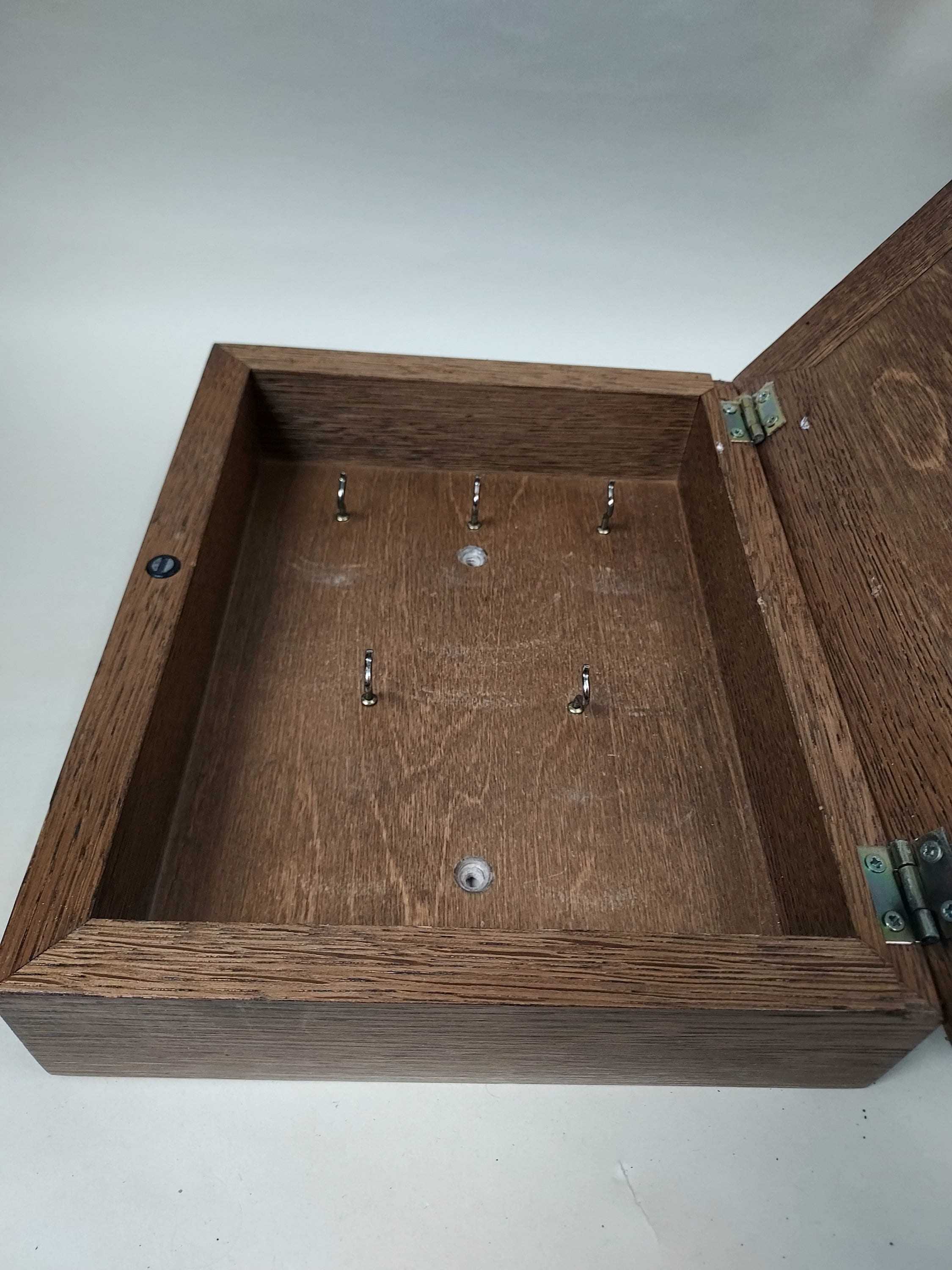 German Zinn Relief Handmade Wooden Key Box - Etsy