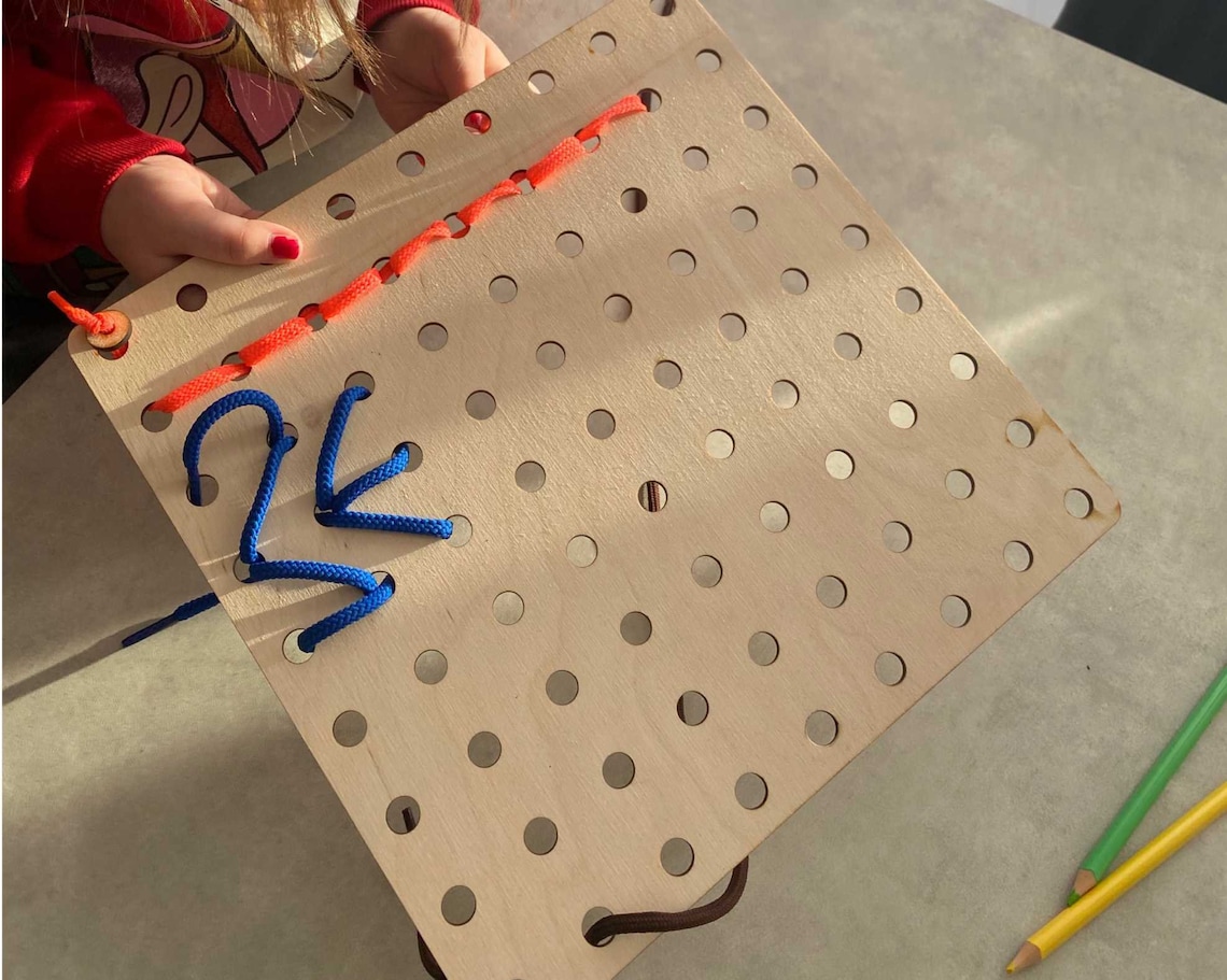 Wooden Lacing Toys for Kids, Montessori Lacing Activity Board Toy, Wood ...