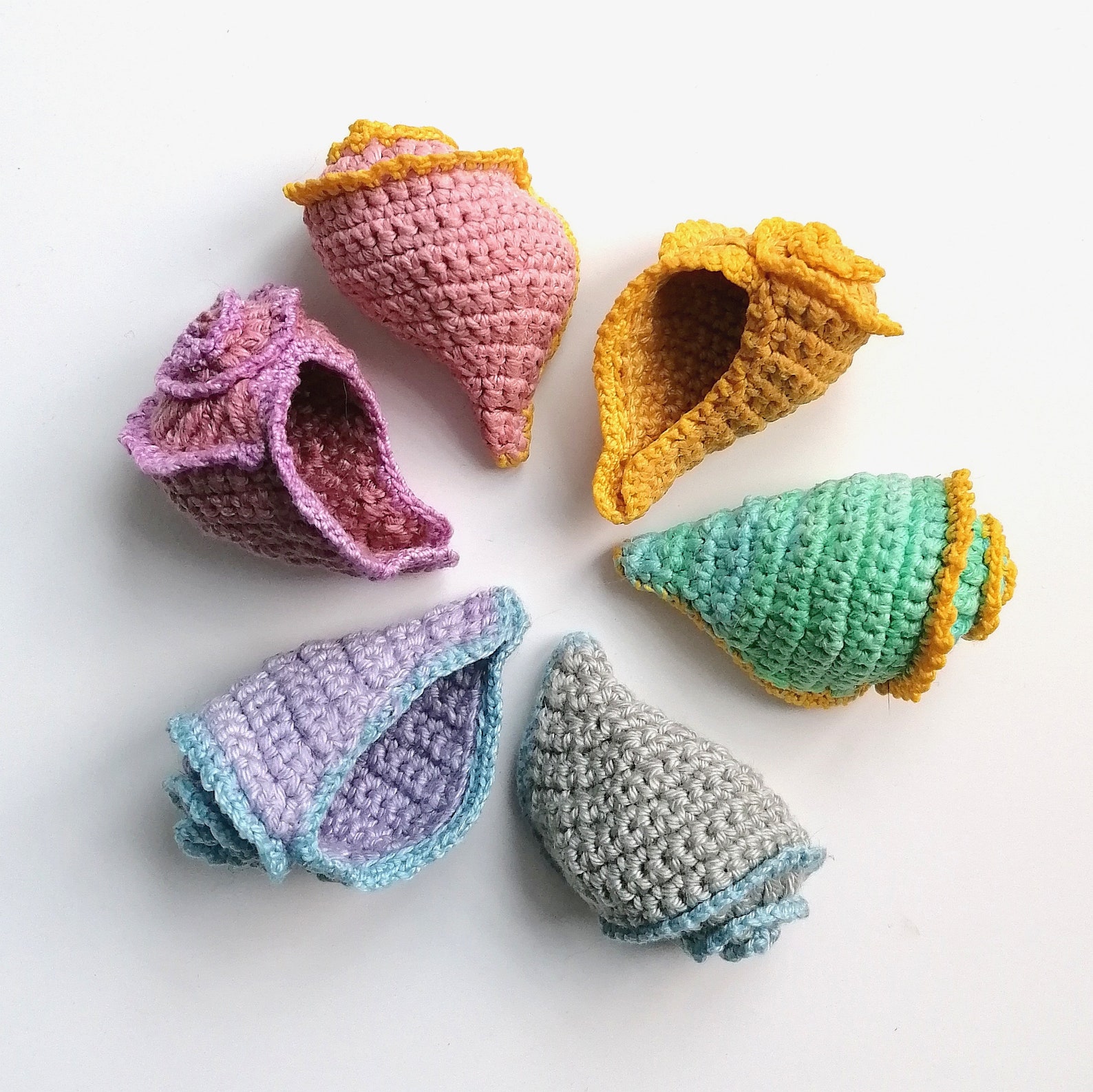 Small Crochet Shell PDF PATTERN - Etsy UK