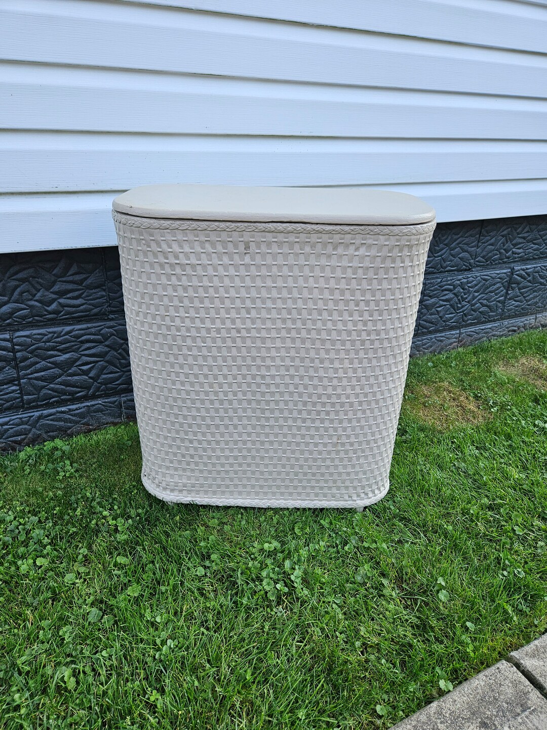 Vintage Ivory Woven Laundry Basket Clothes Hamper MCM - Etsy