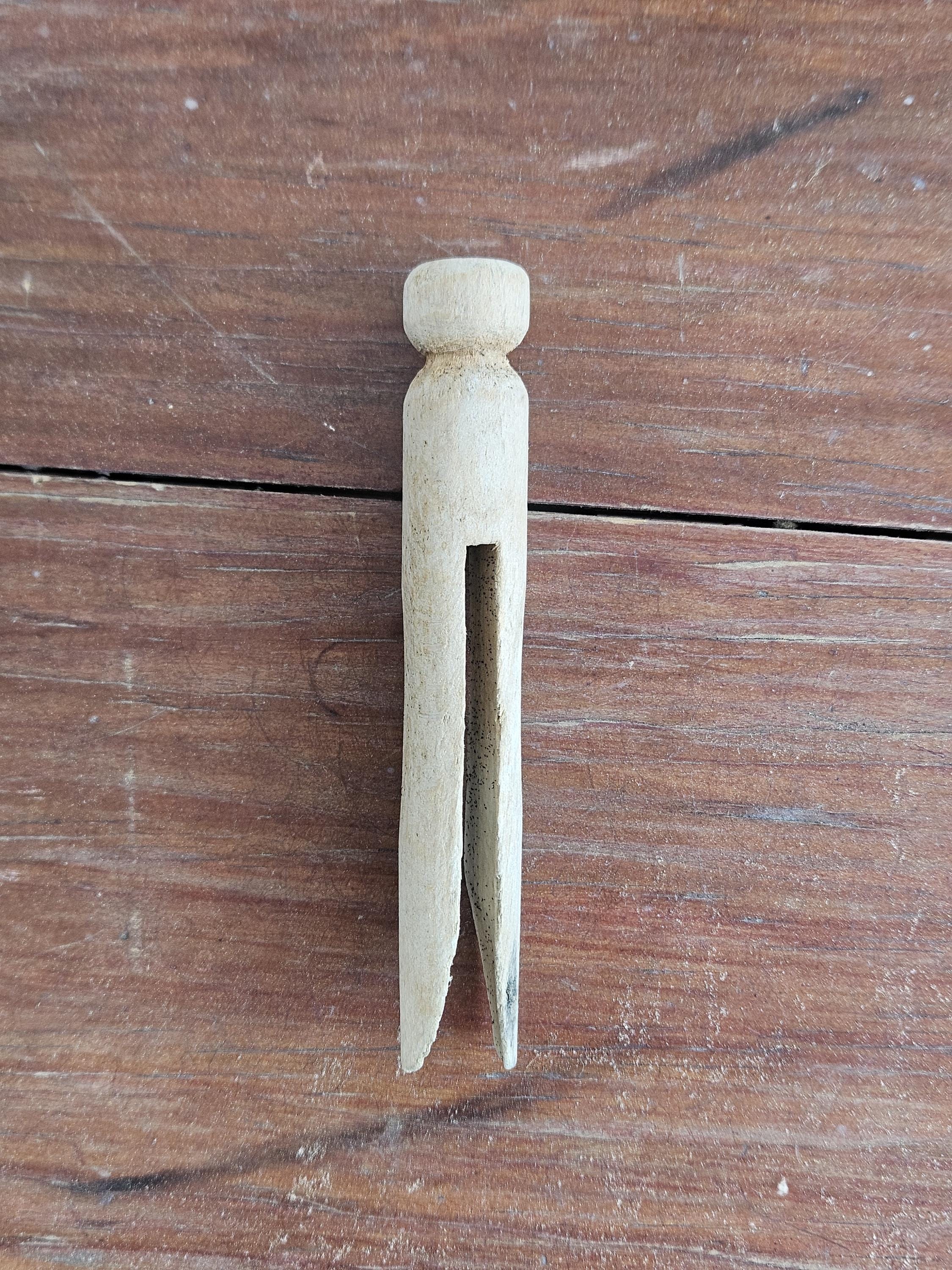 Vintage Wooden Clothes Pins, Wood Clothes Pins, Lot of 20 Laundry ...
