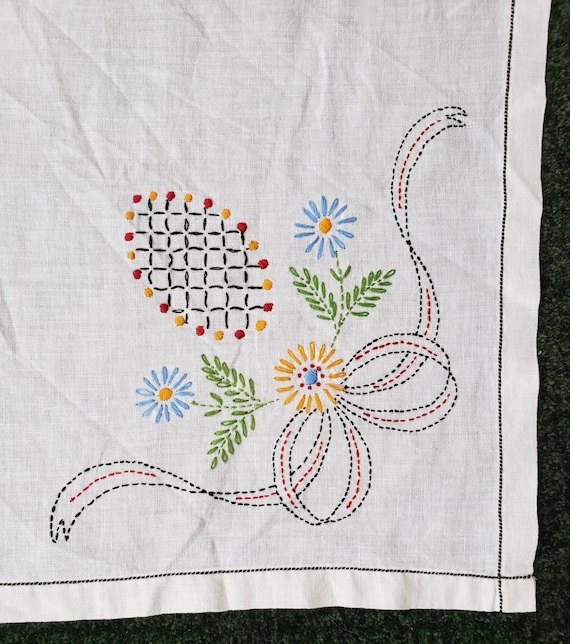 Vintage 1940s Hand-Embroidered Linen Card Table Cloth | Etsy