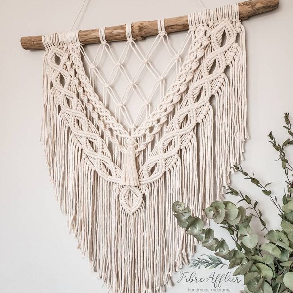 Large Macrame Wall Hanging - Etsy Canada