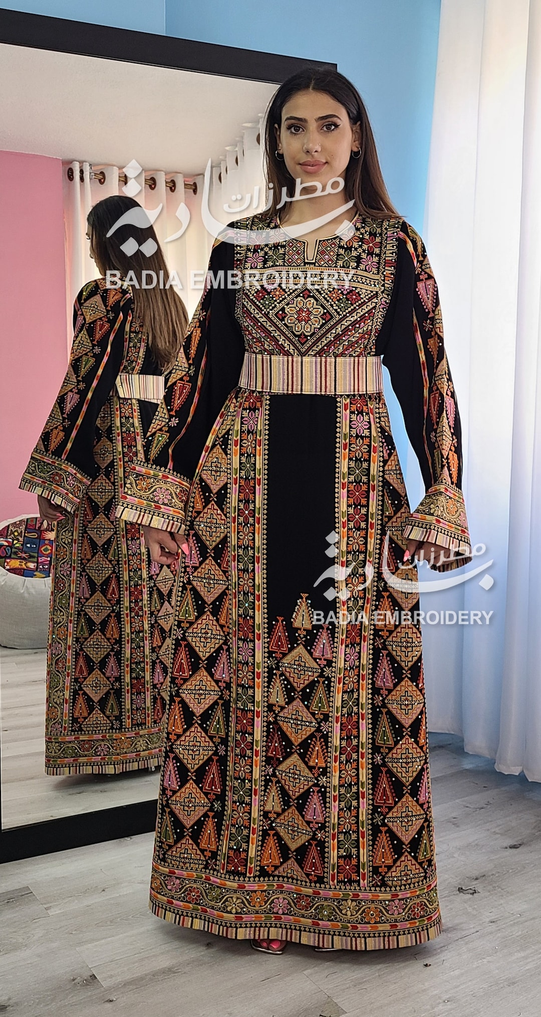 Elegant Thobe Dress / Palestine Embroidery / Palestinian Dress Abaya ...
