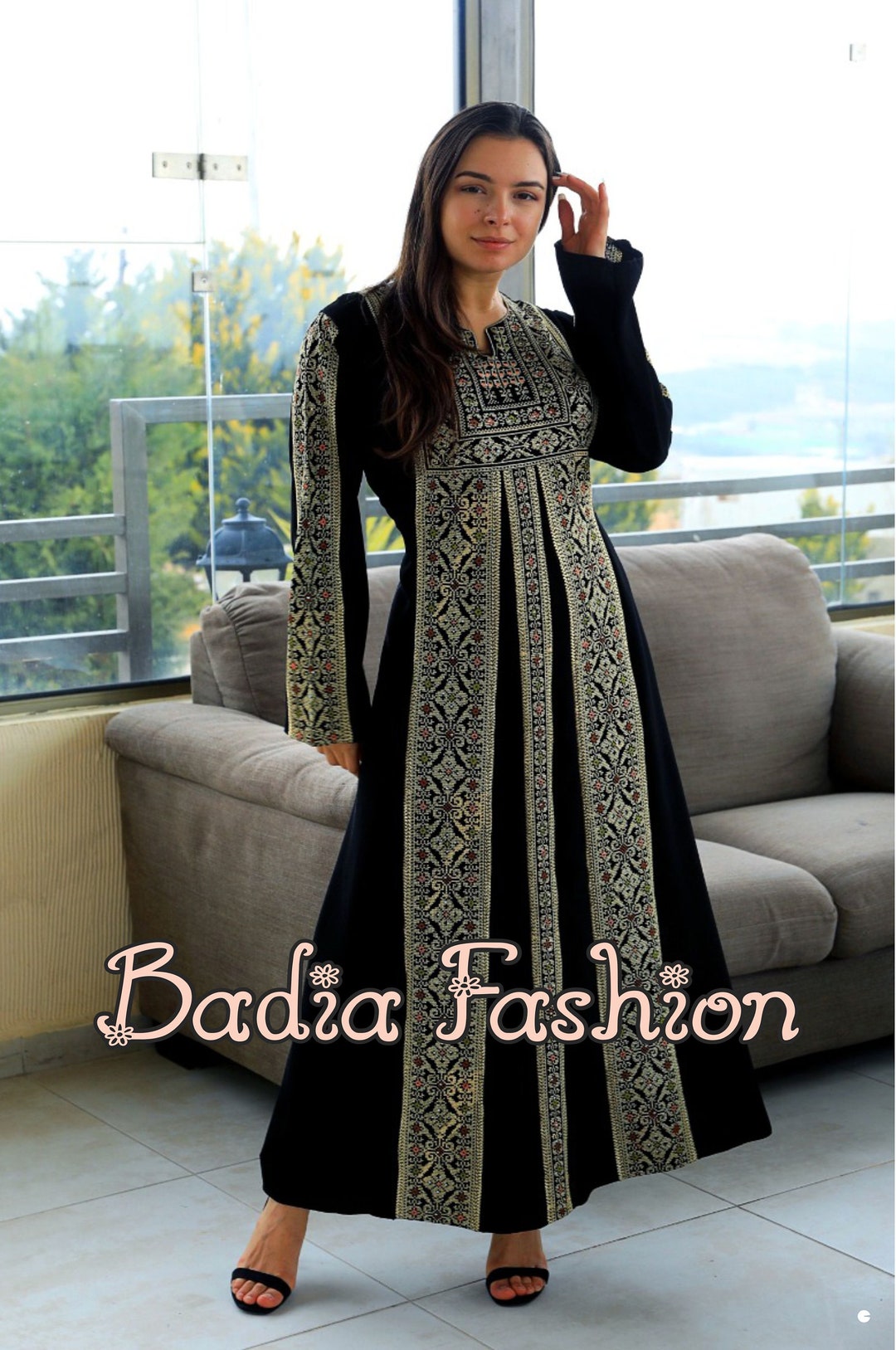 Elegant Light Gold & Black Thoube Dress Made Out of High Quality Crepe ...