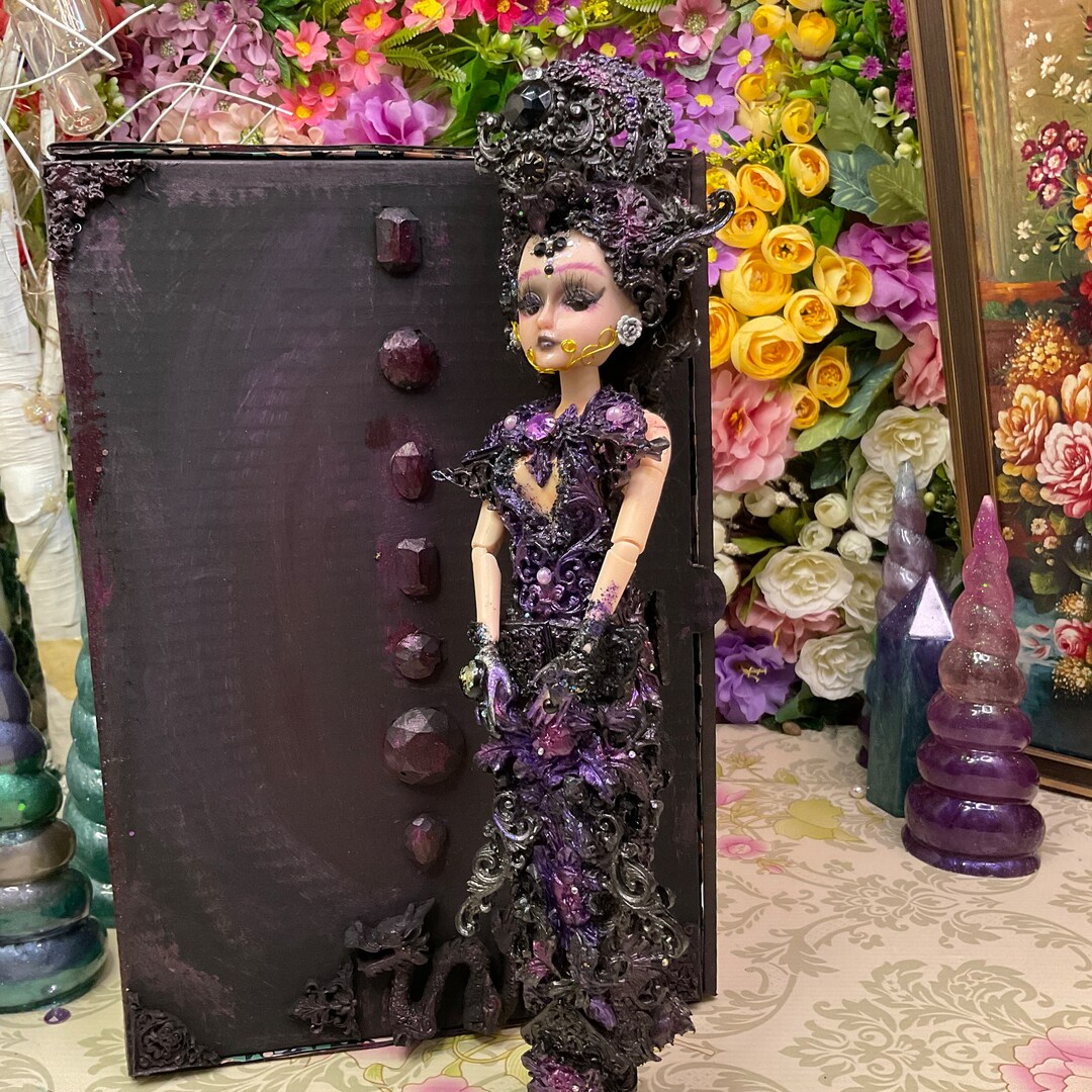 Queen of Darkness, Queen Aldreda Custom Doll /OOAK - Etsy
