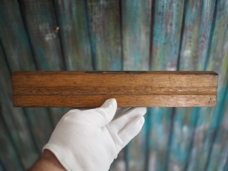 Vintage Oak Wood Spirit Level, Vintage Bubble Level. Vintage Wooden ...