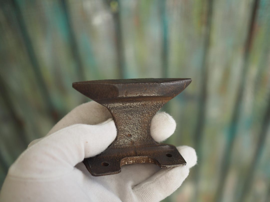 Antique Anvil - Very Small Iron Anvil, Watchmaker Anvil, Jeweler Anvil ...